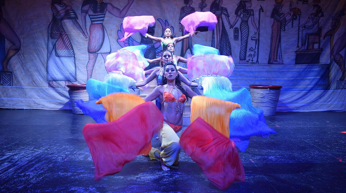 Shows and Entertainment at Royal Solaris Los Cabos