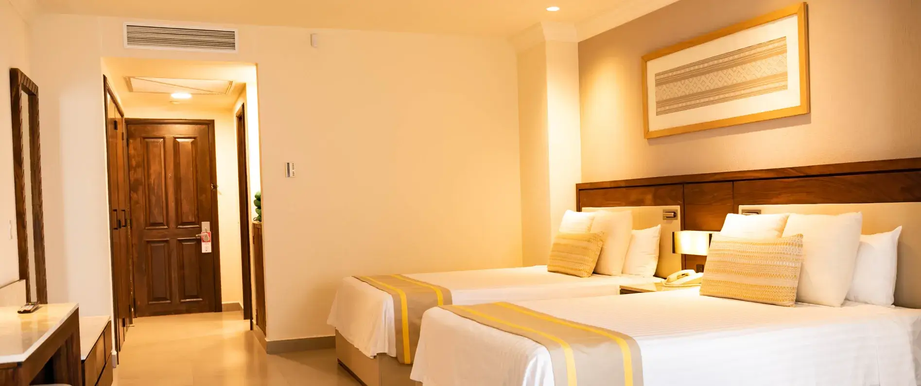 Luxury Rooms Awaiting You at Royal Solaris Los Cabos
